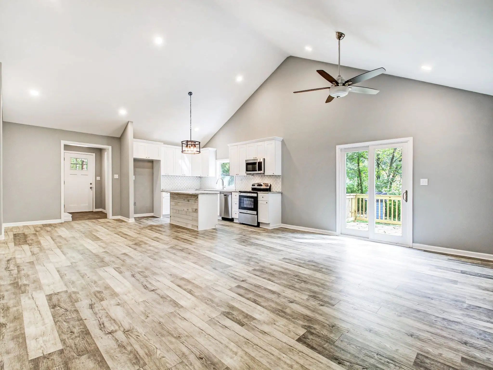 Move in/Move out Cleaning - Platinum Pro Cleaning Service